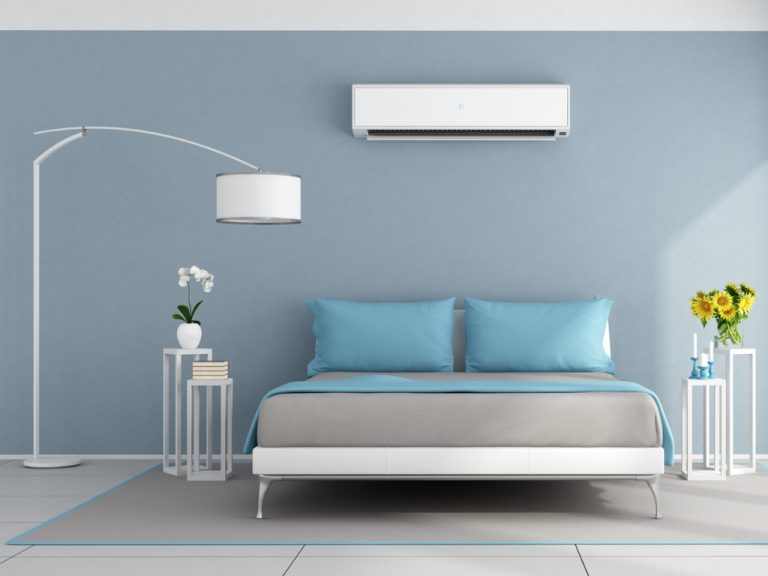 23 Colors That Go with Light Blue (Plus Color Palettes)